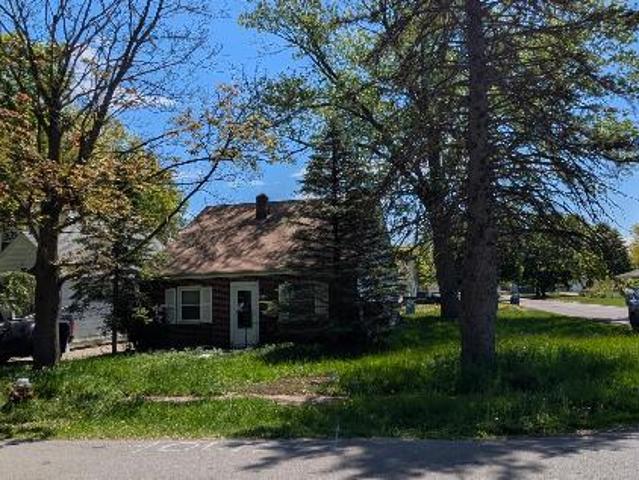 3 Br, 2 bath, Single Family 3145 Brock Dr