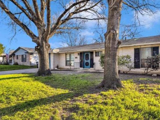 3 Br, 2 bath, Single Family 318 Avalon St