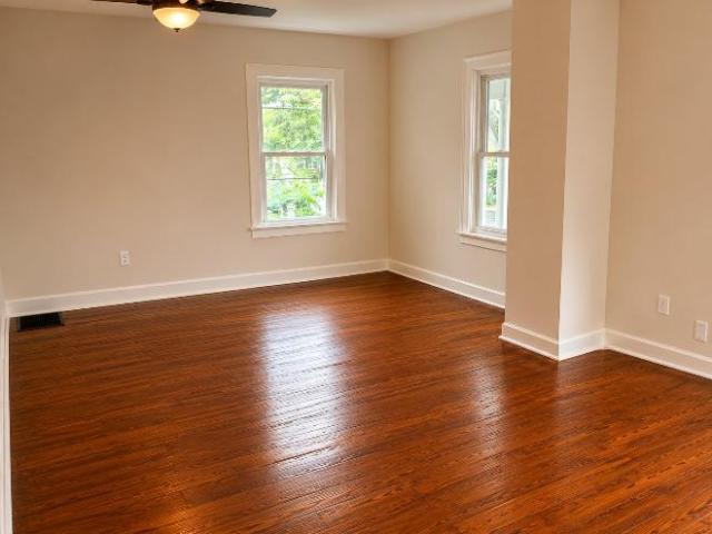 3 Br, 2 bath, Single Family 31 Elmont Ave