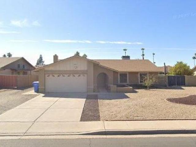 3 Br, 2 bath, Single Family 3201 W Paradise Ln