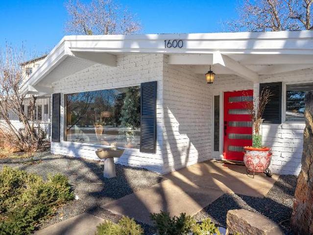 3 Br, 2 bath, Single Family 320 Turbotenant Way