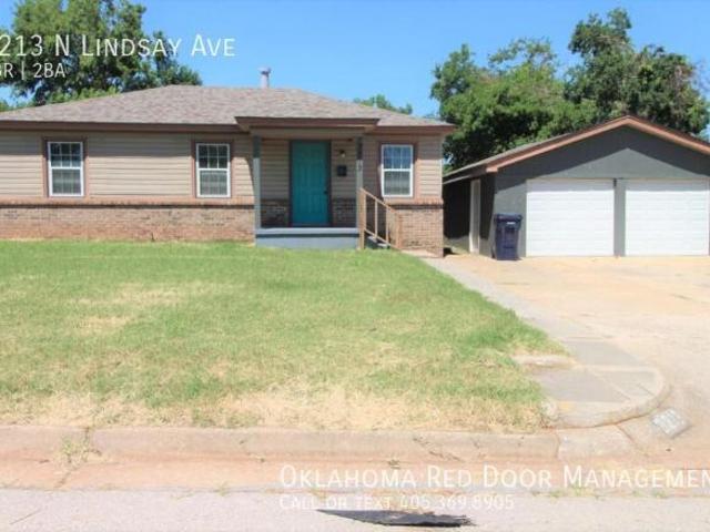 3 Br, 2 bath, Single Family 3213 N Lindsay Ave