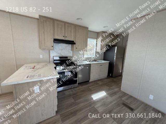 3 Br, 2 bath, Single Family 3218 Us 82