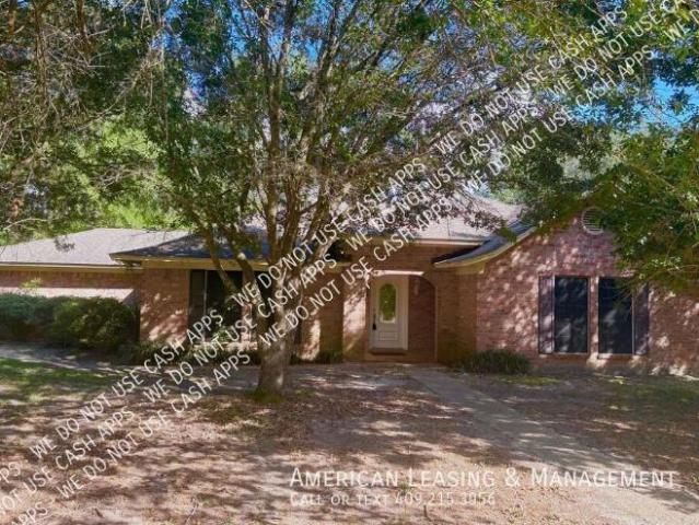 3 Br, 2 bath, Single Family 321 Whitworth Lane