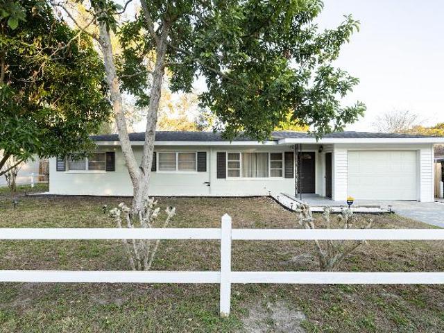 3 Br, 2 bath, Single Family 3228 S Polk Ave