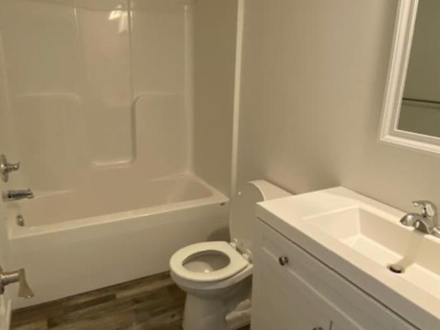 3 Br, 2 bath, Single Family 3231 Sw Clare St