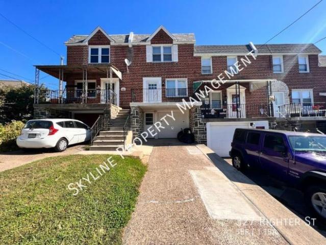 3 Br, 2 bath, Single Family 327 Righter St