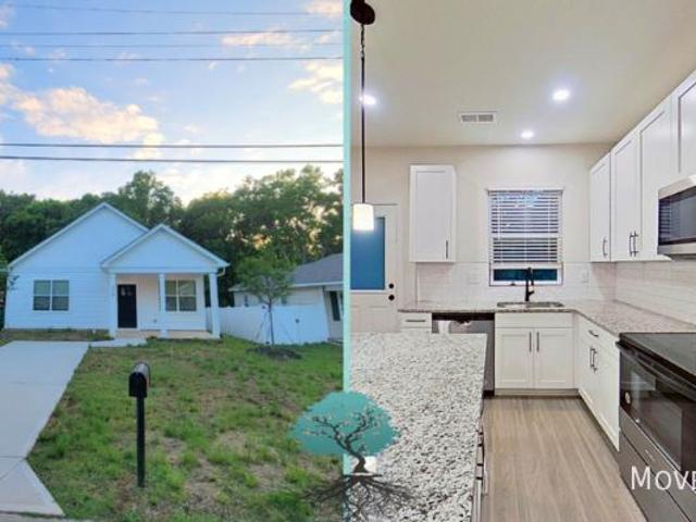 3 Br, 2 bath, Single Family 324 Houston St