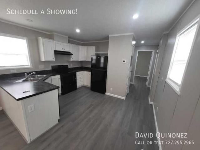 3 Br, 2 bath, Single Family 3250 Maysville Pike