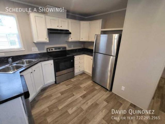 3 Br, 2 bath, Single Family 3250 Maysville Pike