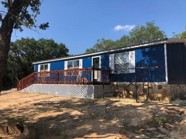 3 Br, 2 bath, Single Family 325 Cr 124