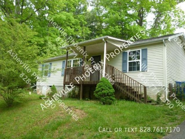 3 Br, 2 bath, Single Family 32 Curve St