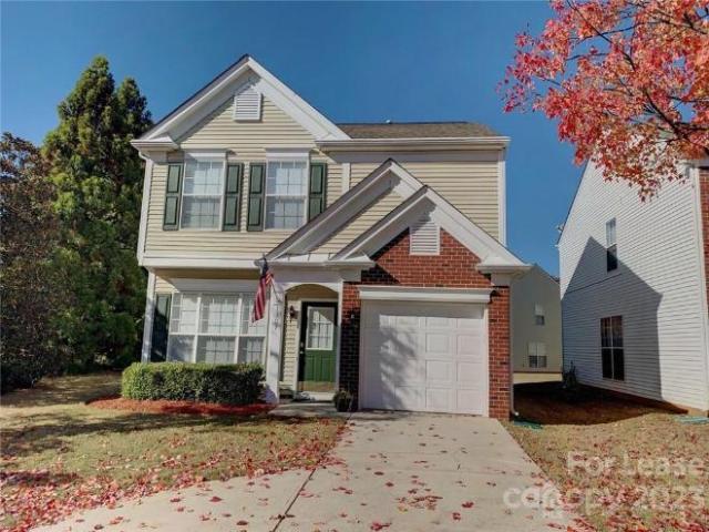 3 Br, 2 bath, Single Family 3307 Mannington Dr