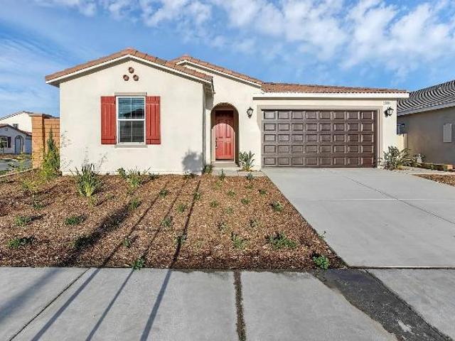 3 Br, 2 bath, Single Family 3315 S Primrose Pl