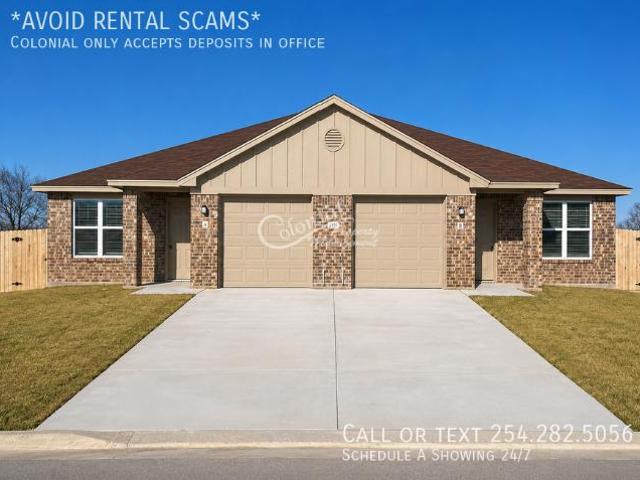 3 Br, 2 bath, Single Family 3330 Stonewall Dr