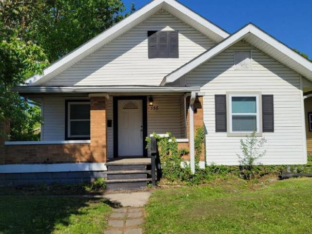 3 Br, 2 bath, Single Family 338 North Chester Avenue