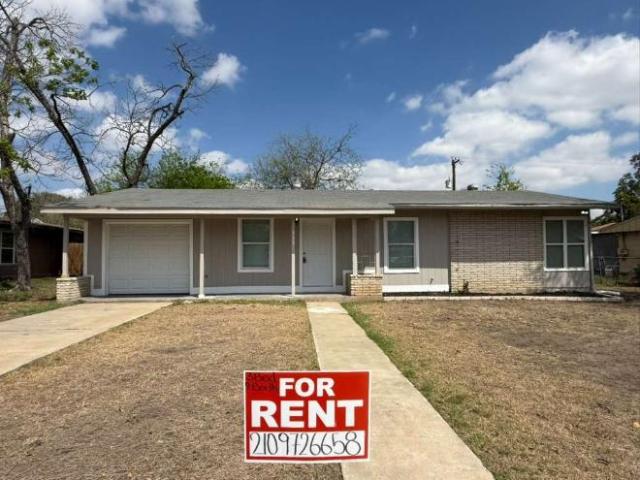 3 Br, 2 bath, Single Family 339 Brettonwood