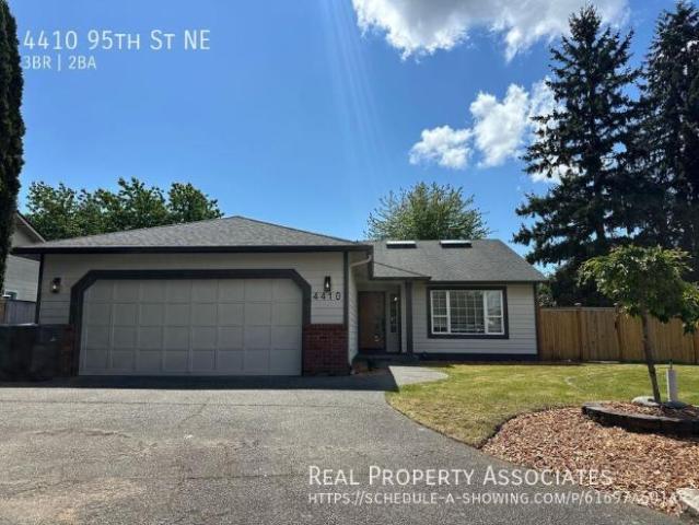 3 Br, 2 bath, Single Family 4410 95th St NE