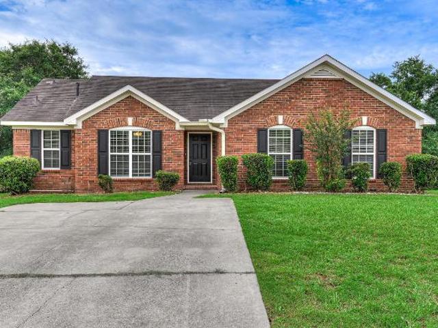 3 Br, 2 bath, Single Family 4416 Hatteras Drive