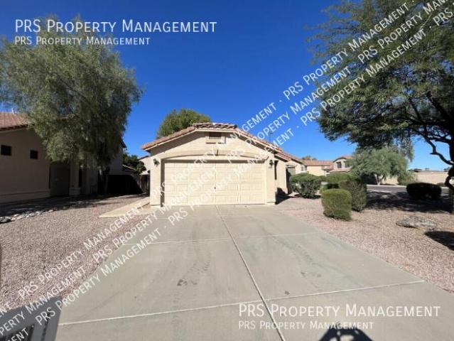 3 Br, 2 bath, Single Family 444 W Princeton Ave