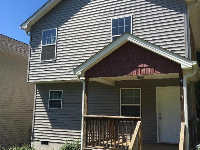 3 Br, 2 bath, Single Family 444 Beaucatcher Rd