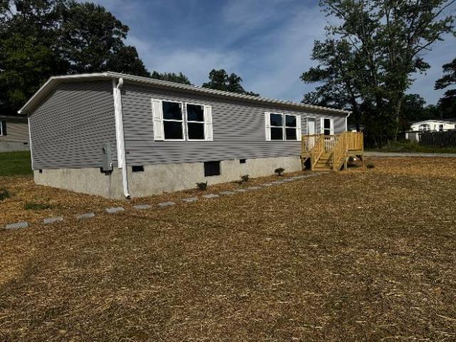 3 Br, 2 bath, Single Family 44 Pop Corn Dr