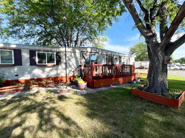 3 Br, 2 bath, Single Family 44 Redrock Dr