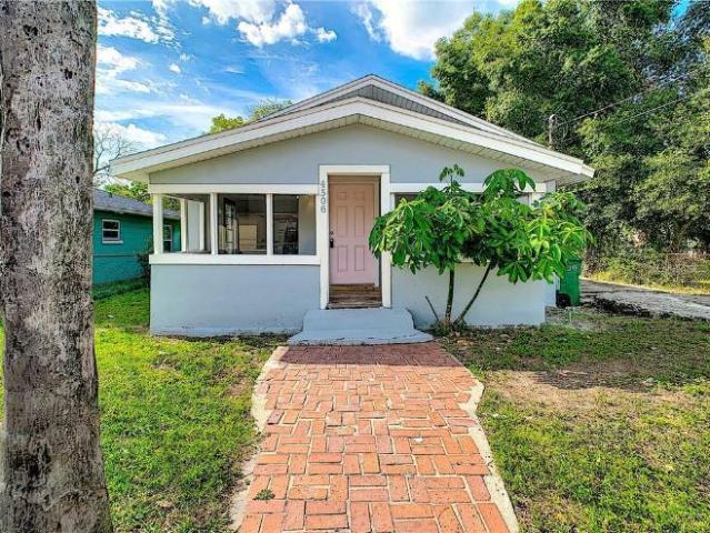 3 Br, 2 bath, Single Family 4506 42ndd St
