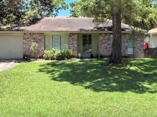 3 Br, 2 bath, Single Family 4530 Donalbain Dr