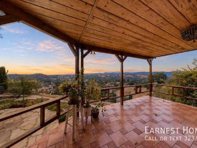 3 Br, 2 bath, Single Family 4535 San Blas Ave