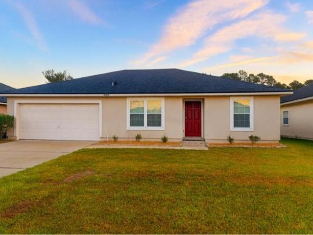 3 Br, 2 bath, Single Family 45575 Ingleham Cir
