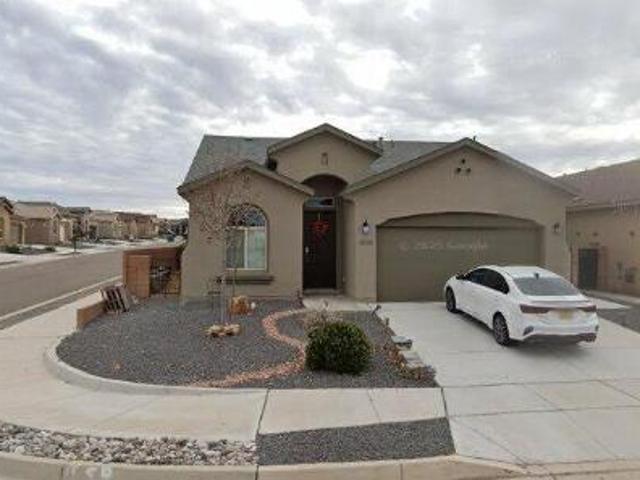 3 Br, 2 bath, Single Family 4558 Golden Eagle Loop NE