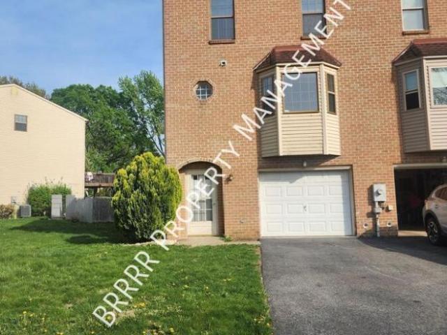 3 Br, 2 bath, Single Family 460 Vera Cir