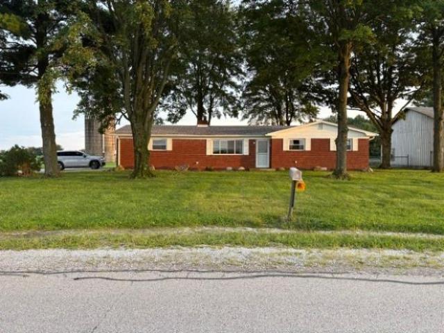3 Br, 2 bath, Single Family 4625 W 50 S
