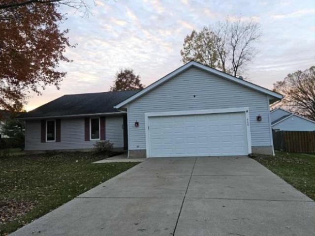 3 Br, 2 bath, Single Family 468 Topaz Lane