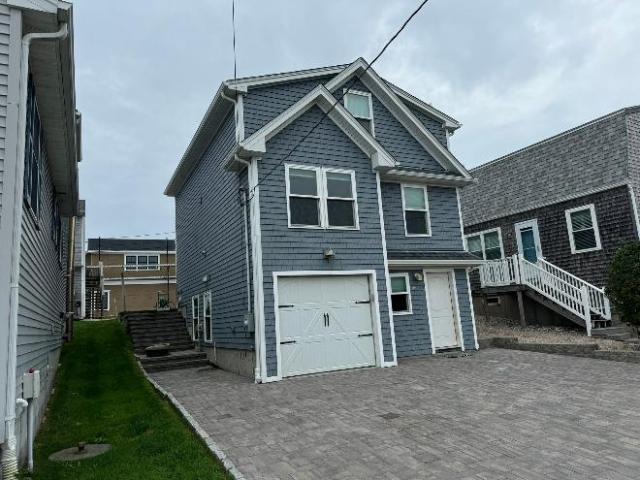 3 Br, 2 bath, Single Family 46 Follett Road
