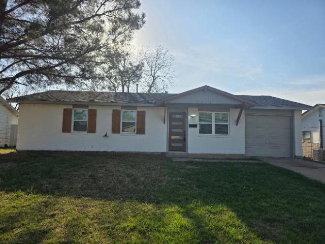 3 Br, 2 bath, Single Family 4712 Devonshire Drive