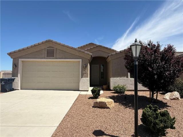 3 Br, 2 bath, Single Family 4786 E Old West Road