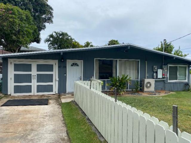 3 Br, 2 bath, Single Family 47 211 Iuiu Street