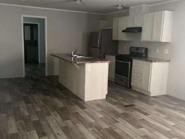 3 Br, 2 bath, Single Family 4801 E County Rd 67
