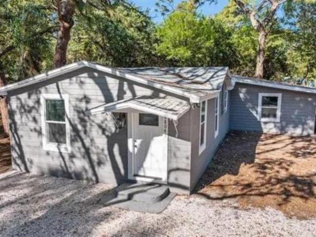 3 Br, 2 bath, Single Family 4804 71st St N
