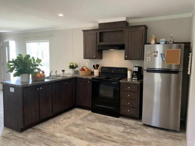 3 Br, 2 bath, Single Family 4816 N Us Highway 441
