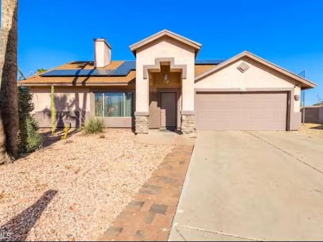 3 Br, 2 bath, Single Family 4819 N Limonero Cir