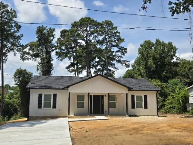 3 Br, 2 bath, Single Family 4849 Wilson Rd