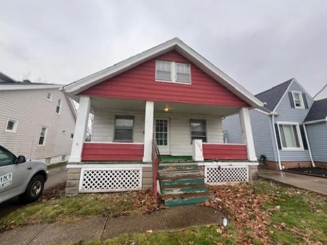 3 Br, 2 bath, Single Family 4898 East 95th Street