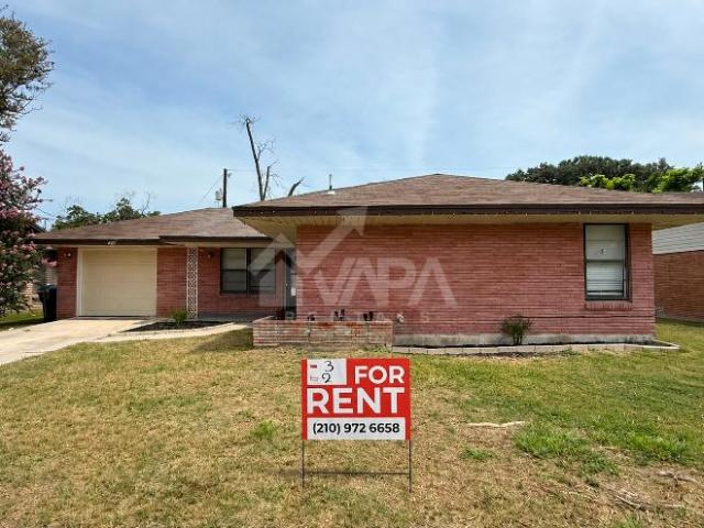 3 Br, 2 bath, Single Family 4907 Stoneleigh