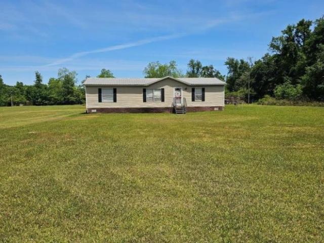3 Br, 2 bath, Single Family 4940 Phillips Rd
