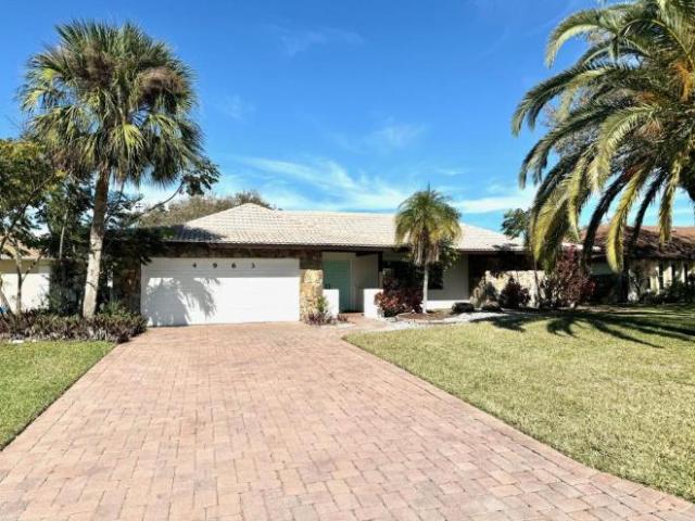 3 Br, 2 bath, Single Family 4963 Waterbridge Down