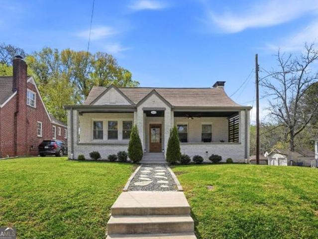3 Br, 2 bath, Single Family 496 Shannon Drive SW