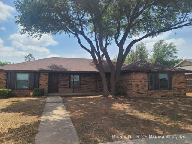 3 Br, 2 bath, Single Family 4005 Saint Andrews Dr